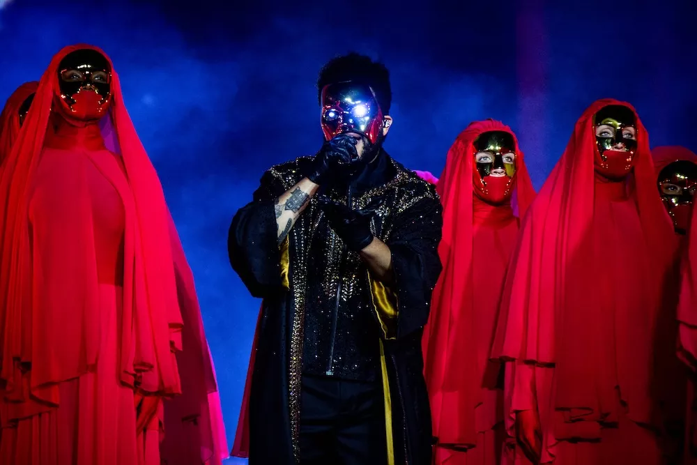 Photos: The Weeknd thrilled tens of thousands of fans at Camping World ...