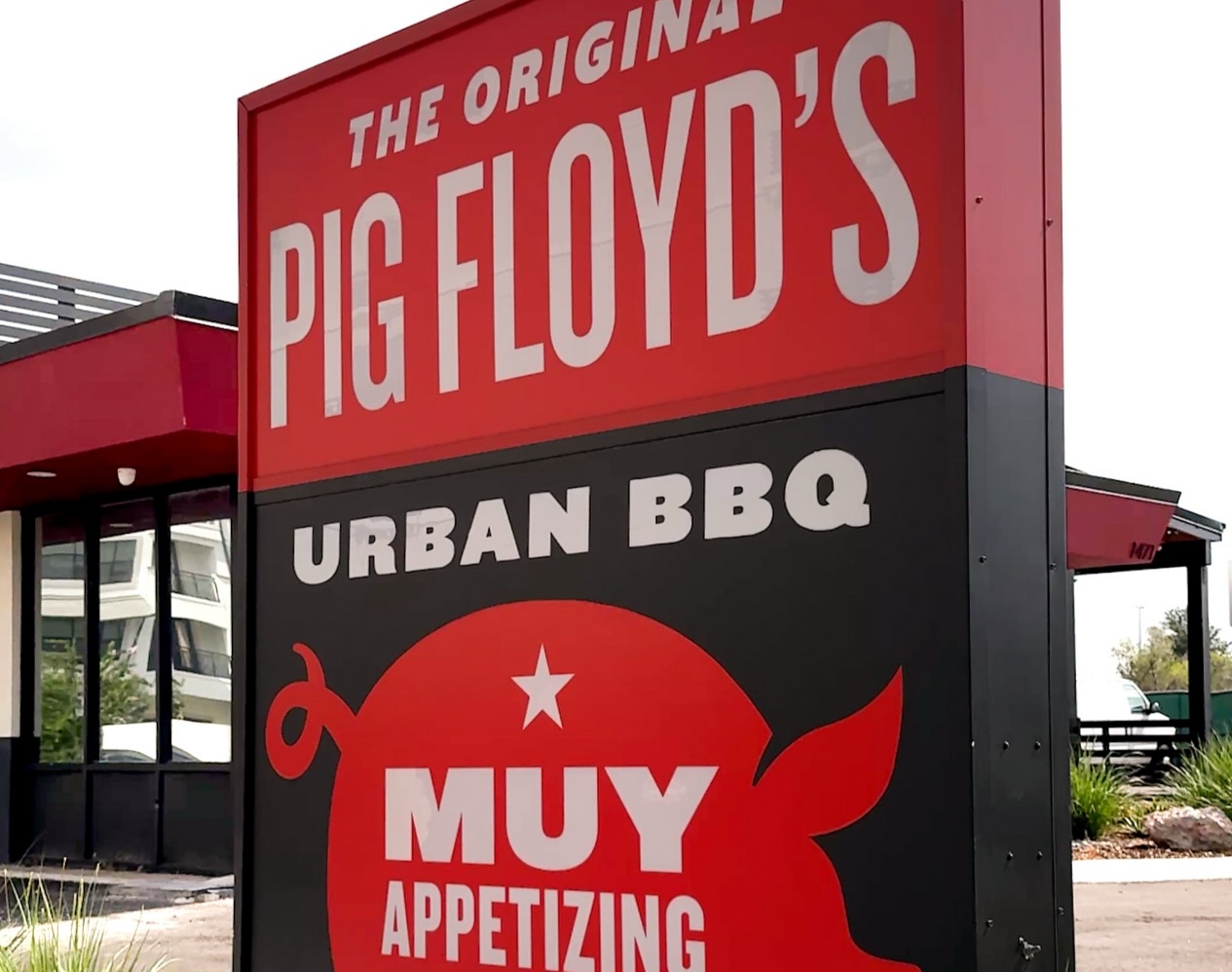 Orlando food news: At long last, Pig Floyd's is open on Lee Road ...